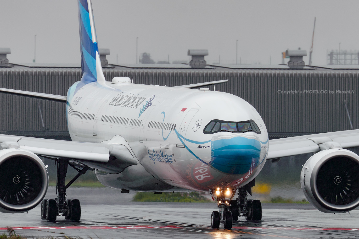 2020/10/9 Fri. RJTT 羽田空港 - Garuda Indonesia Ayo Pakai Masker Livery ...
