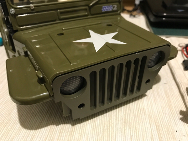 タミヤ ワイルドウィリー XB LEDライトとフロントグリル交換 タミヤ ワイルドウィリー XB LEDライトとフロントグリル交換