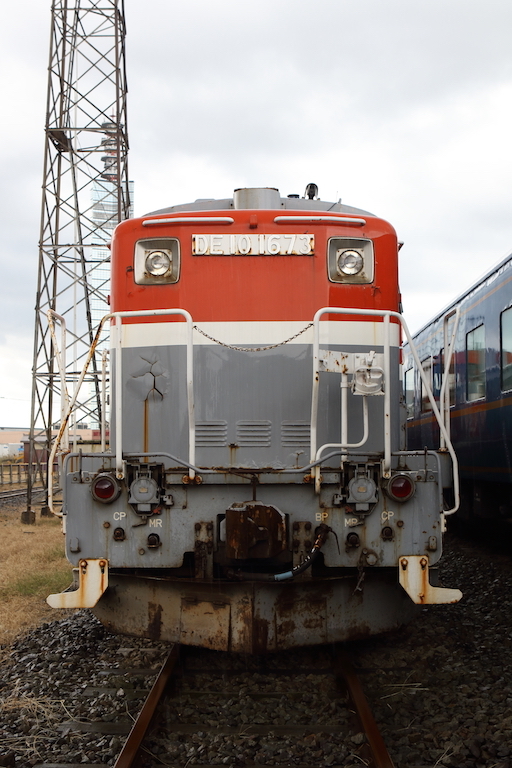 秋田臨海鉄道特別公開③ーDD56・DE10廃車群ー : YOの撮影日記