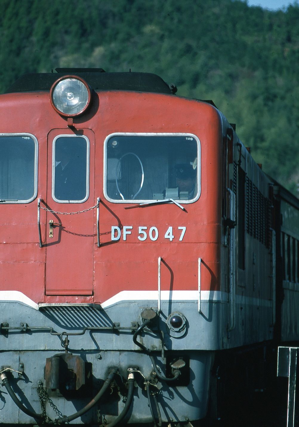 昔、機関区駅で出会った車輌達（128）土讃線 朝倉駅 DF50 47 : 南風・しまんと・剣山 ちょこっと・・・