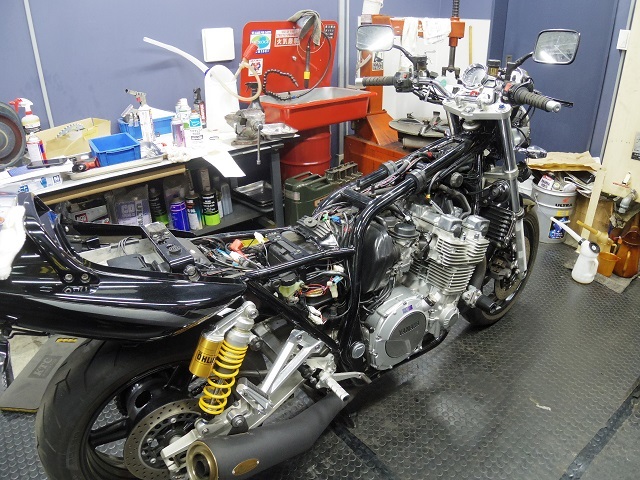 終わりにします。 : バイクの横輪