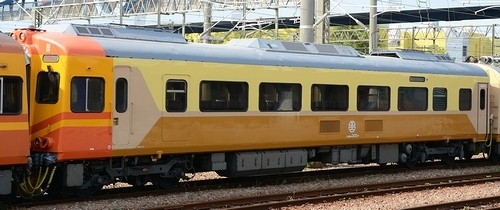 台湾鉄路管理局 EMU300 : 資料館の書庫から