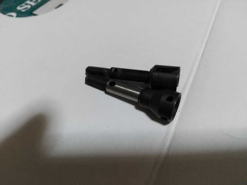 XV-01のリアアップライトに普通のアクスルシャフト : 動力模型 XV-01のリアアップライトに普通のアクスルシャフト : 動力模型