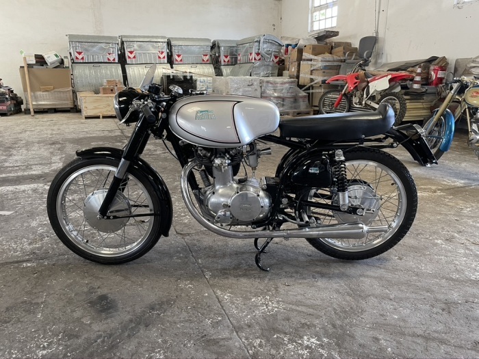 Parilla 175 MSDS : Bat Motorcycles Italian