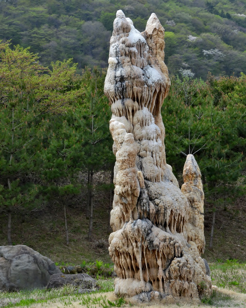 台湾風寺院と鍾乳石 : 星の小父さまフォトつづり 台湾風寺院と鍾乳石 : 星の小父さまフォトつづり
