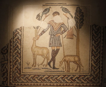 ビザンティン・モザイク美術の宝庫 ・世界有数の初期キリスト教建物群 : dezire_photo & art