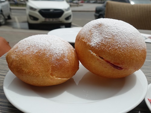 Ponchik Monchik の球形ポンチクで糖質welcomeなランチ : kimcafeのB級グルメ旅