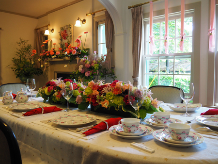 横浜山手西洋館 花と器のハーモニー2022～山手234番館 : ひつじのつぶやき 2