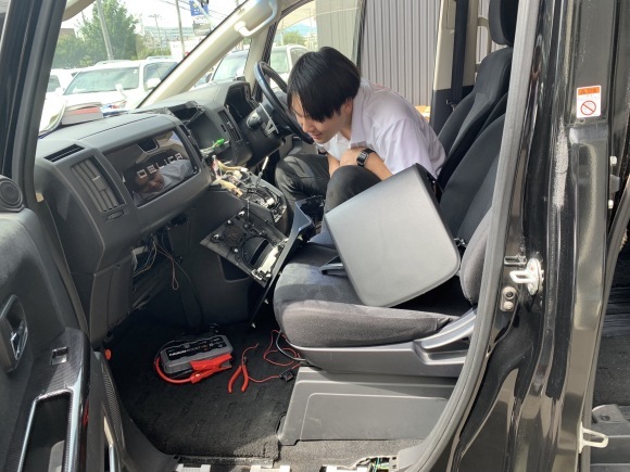 希少！07yエスカESVが在庫！8月6日(土)TOMMY MOTORSブログ : TOMMYニコニコブログ