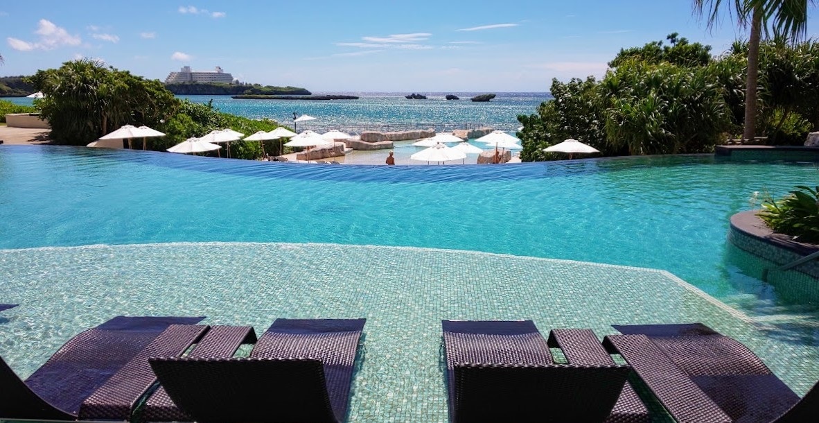 梅雨明け直後の沖縄へ＠ハイアットリージェンシー瀬良垣のプール＆1人参加のシュノーケルツアー♪ : 福岡主婦の旅。食。生活。