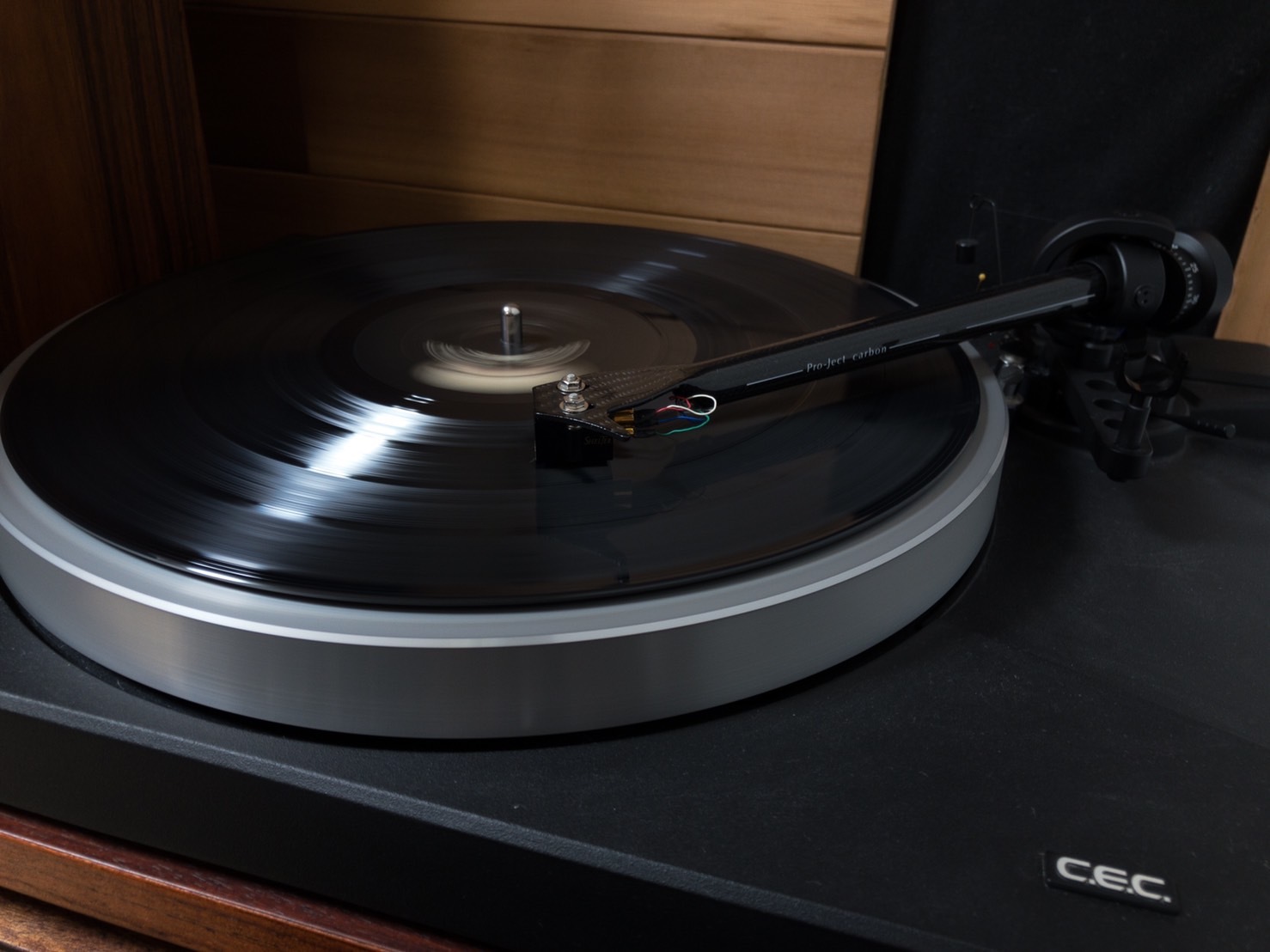 Pro-Ject 9cc tonearm : Lo-Fi Audio