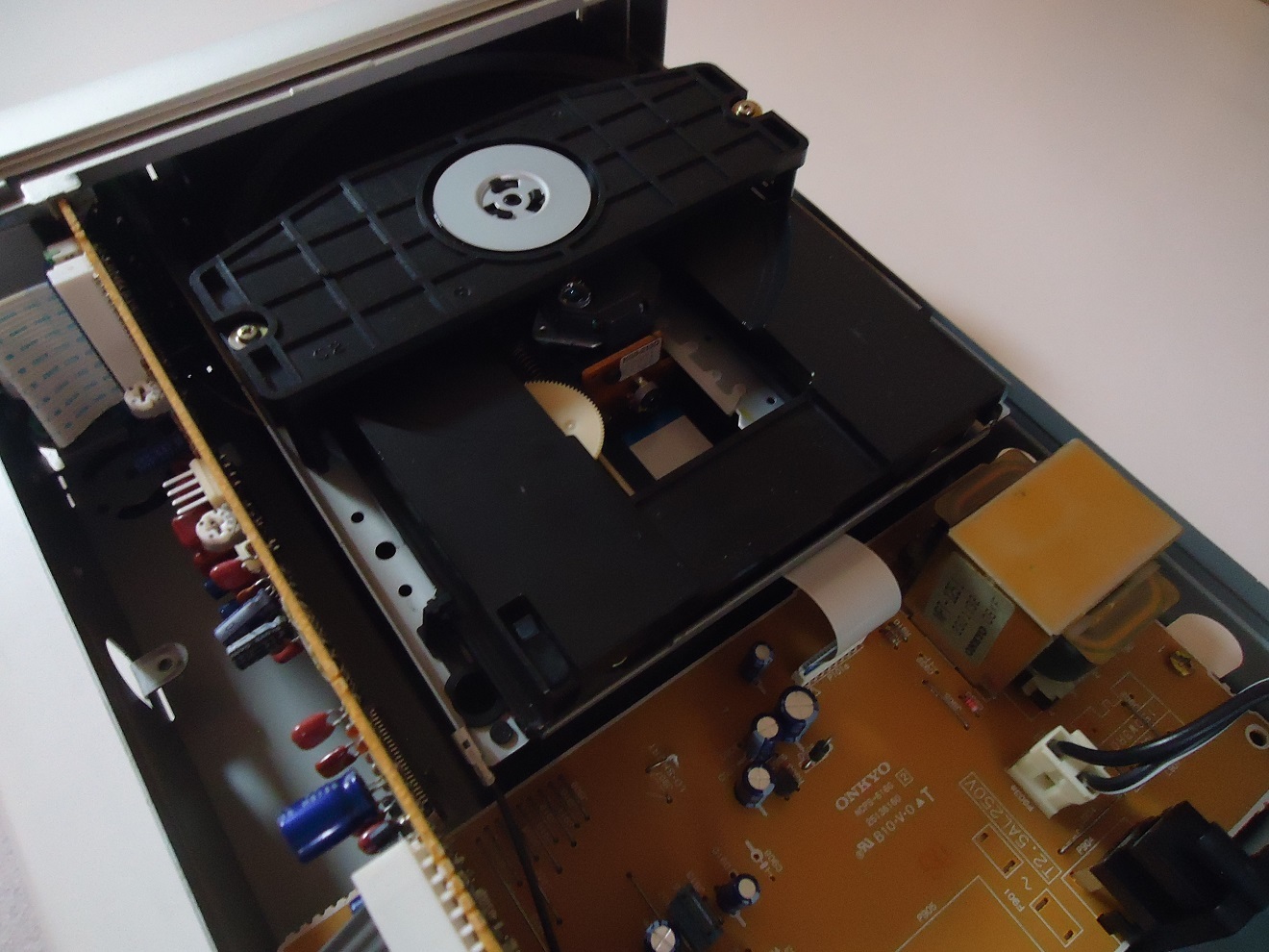 ハードオフの定番C-705 : シンプルに生きる